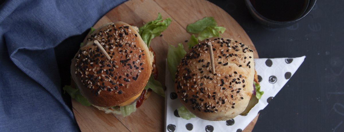 Waanzinnige Cheesy Cheeseburgers - Bonapetit